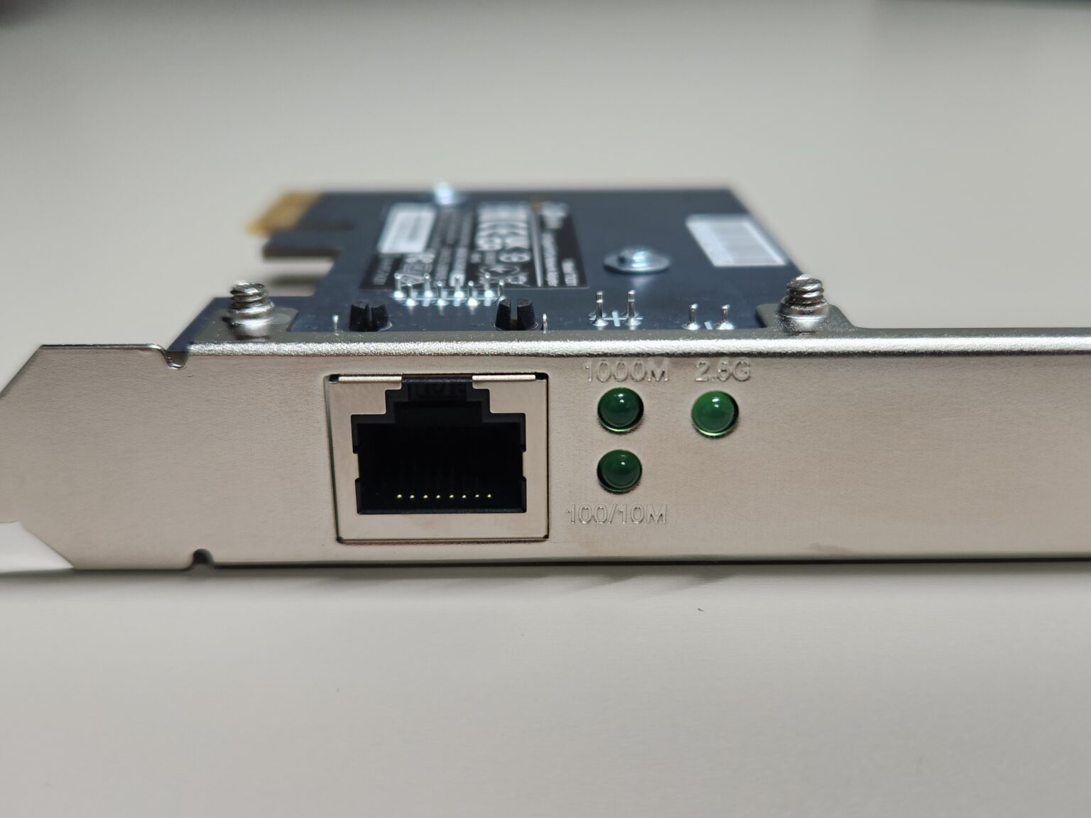 【TP-Link TX201 レビュー】マジでコスパ抜群！2.5Gbps対応のネットワークアダプター | HUGBLO