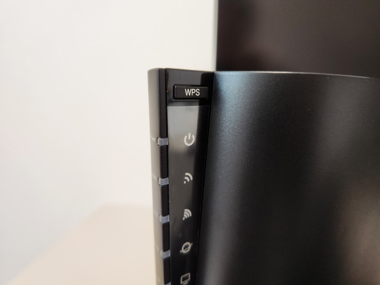 【Archer AX73V レビュー】2023年の当ブログおすすめNo.1｜最高の性能バランスを備えたWi-Fiルーター | HUGBLO